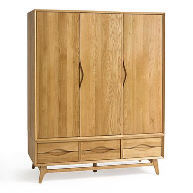Oak Wardrobes | Wooden Wardrobes | Oak furnitureland